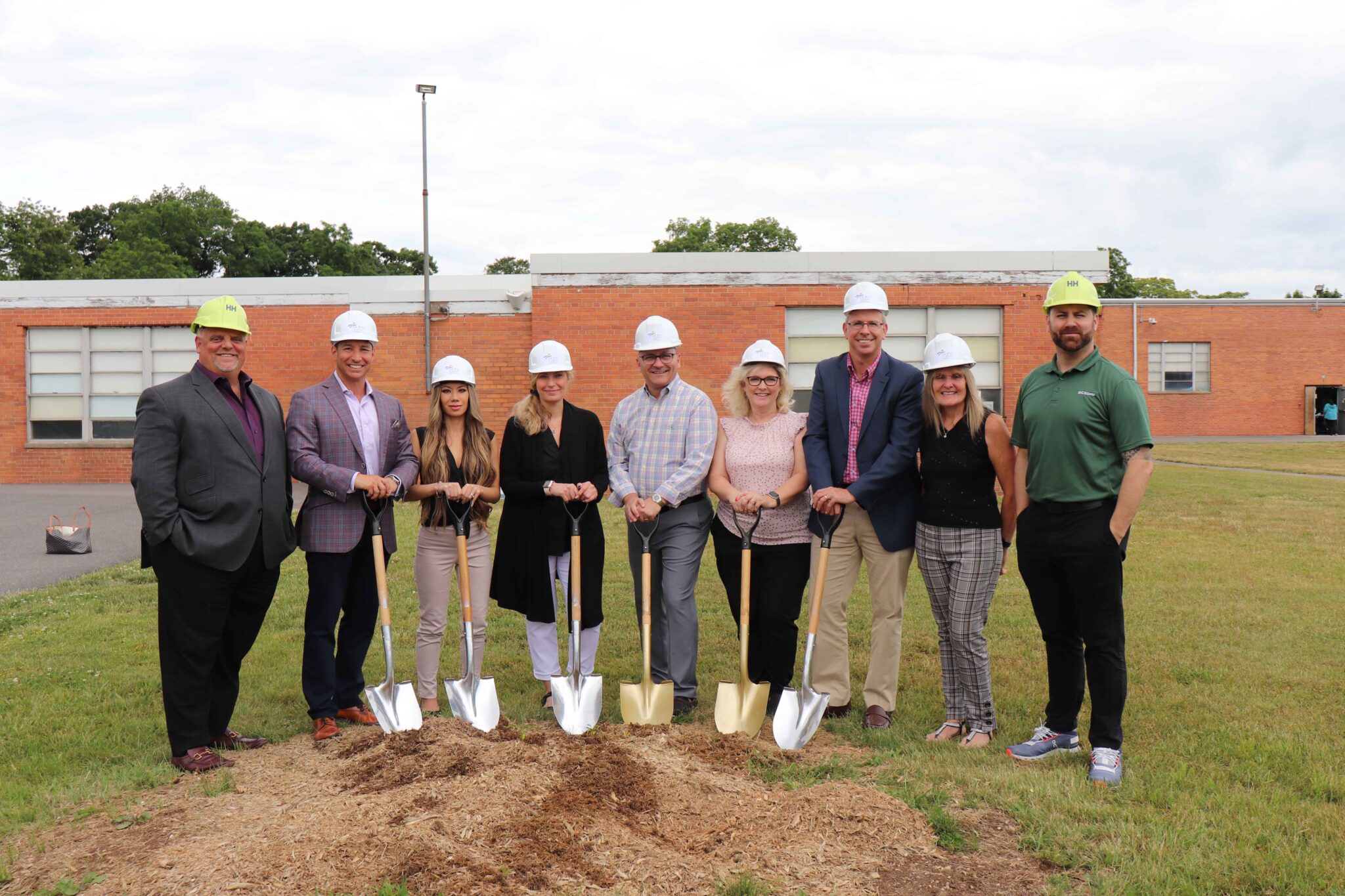 Long Island Elite | Building Relationships. Impacting Communities.